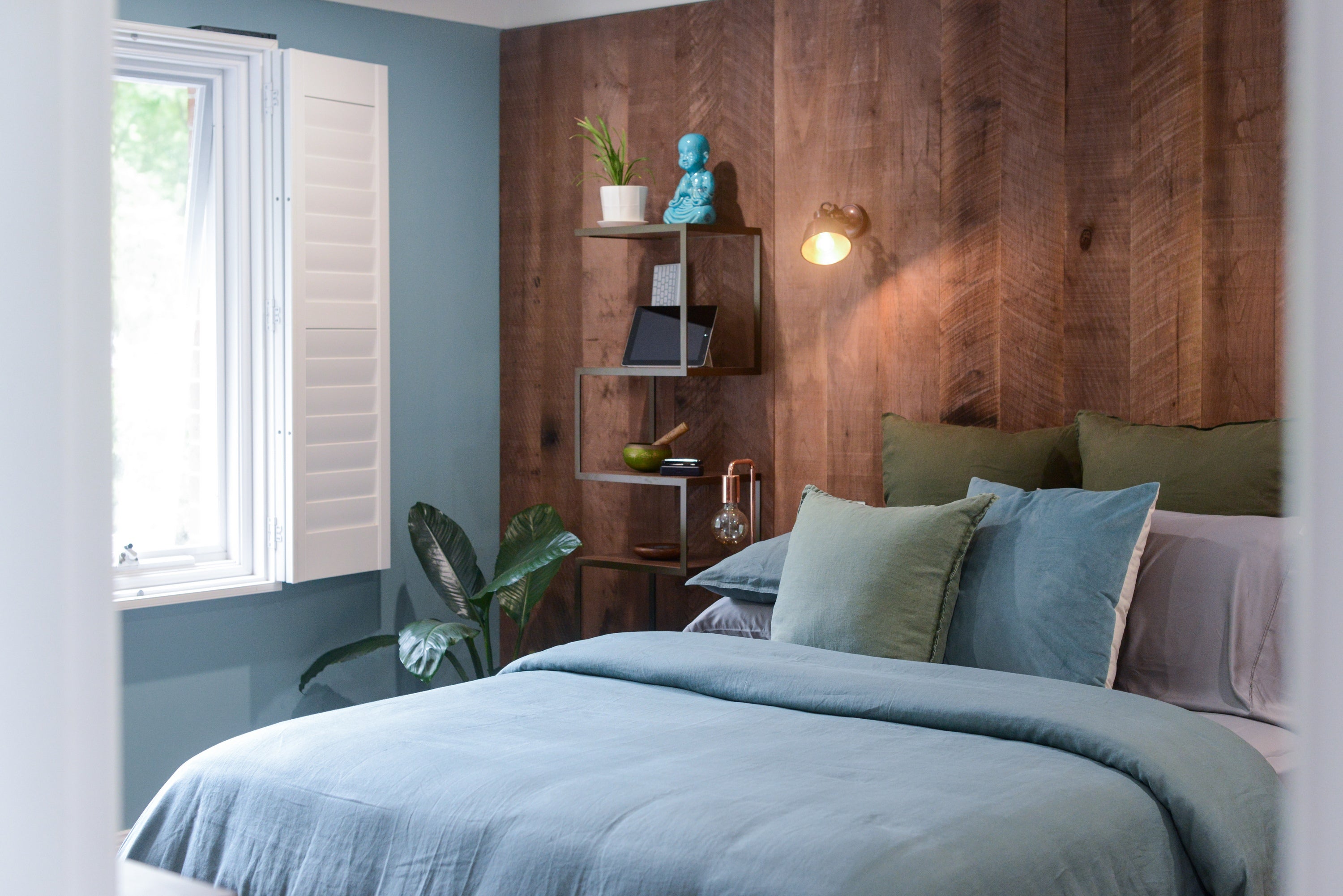 What Makes a Bedroom Feel Luxurious? Start with Custom Timber Pieces ...