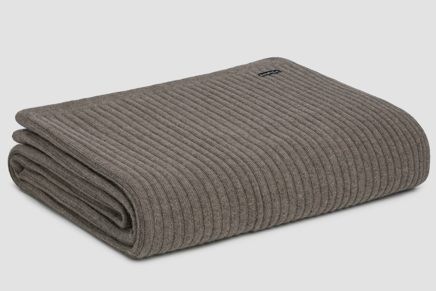 Wide Rib Angora & Merino Wool Blankets - Artifex