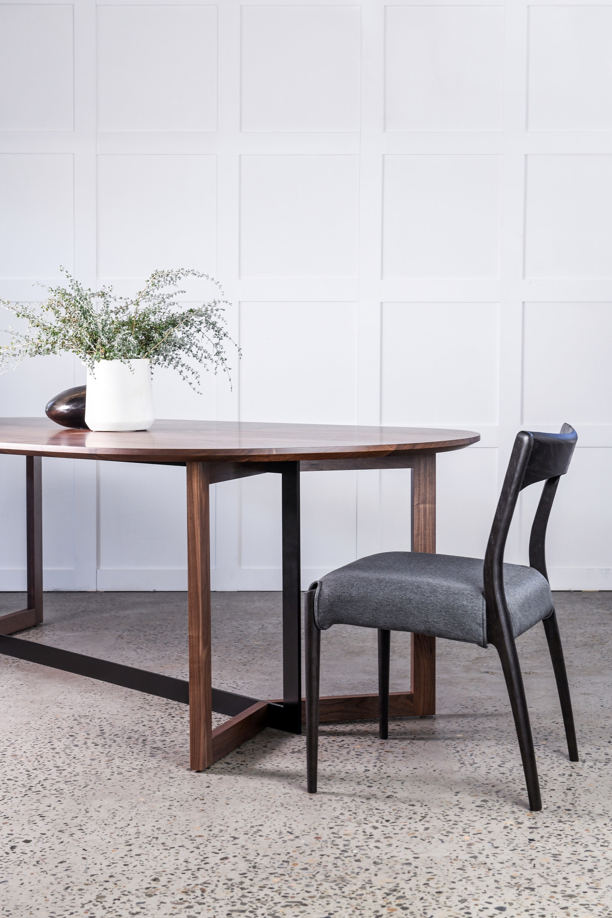 Arrow Oval Timber Dining Table - Artifex
