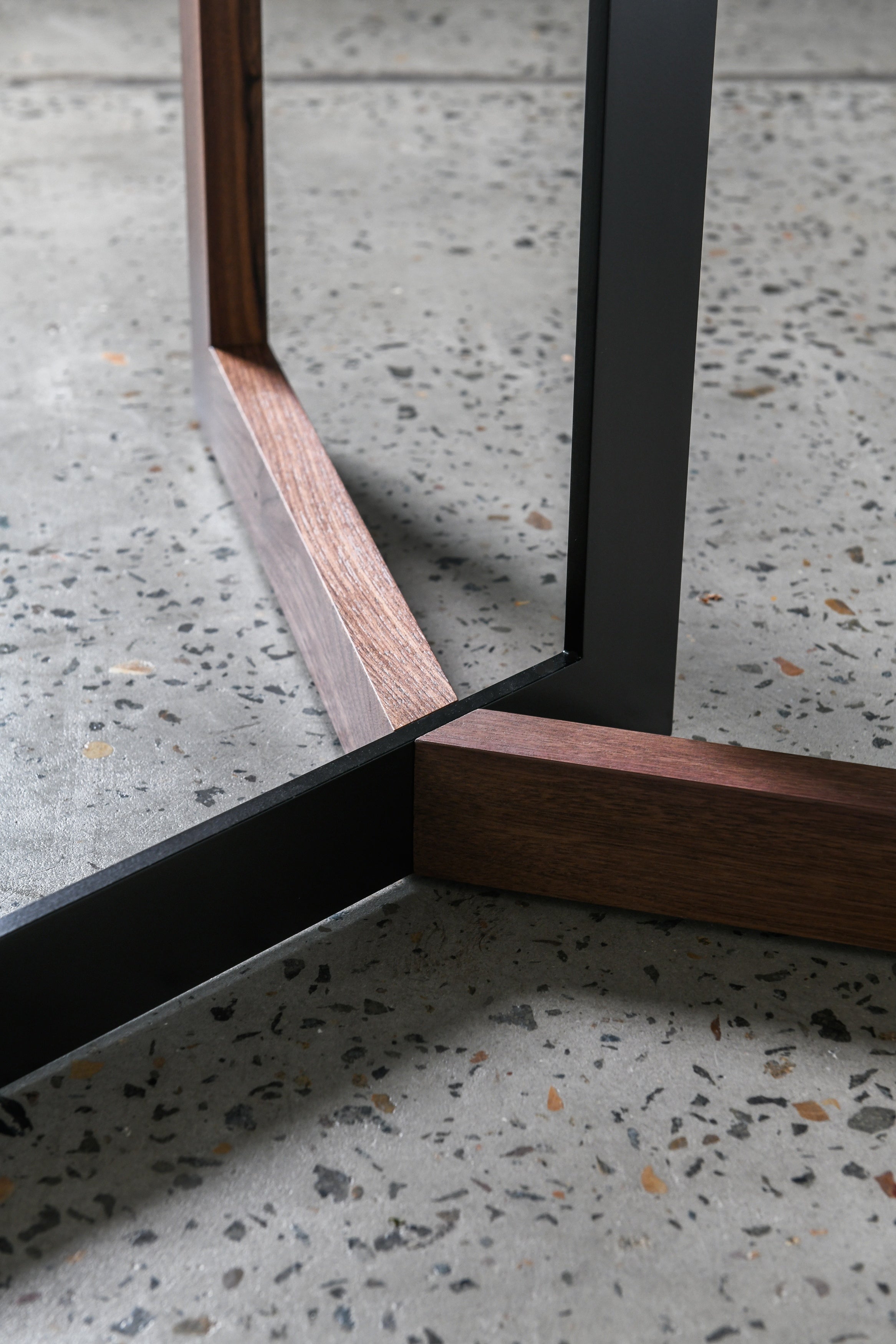 Arrow Oval Table – Artifex Interiors Pty Ltd